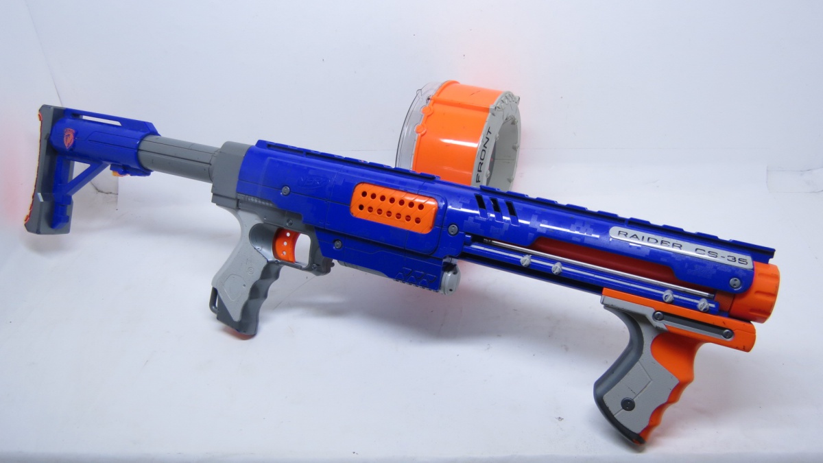 Nerf Raider CS-35 - Funcionando, apresenta algumas marc
