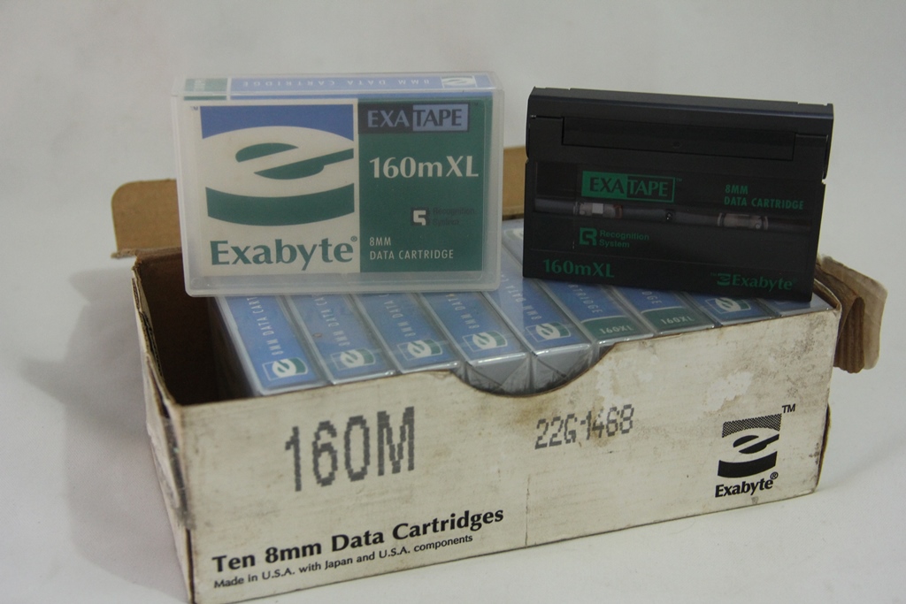 CAIXA COM 10 FITAS CARTUCHO EXABYTE EXATAPE 160MXL 8MM