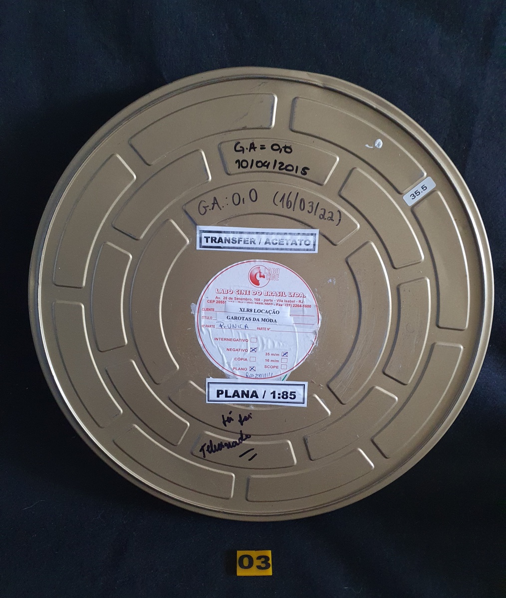 Antiga Caixa de lata para Filmes de Fita de Rolo; Marca