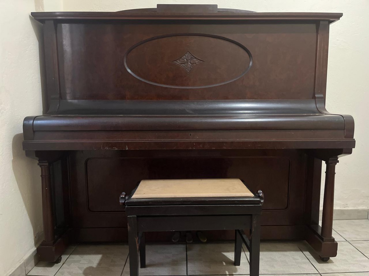 Antigo Piano Alemão Ronisch Acústico Armário com fabric
