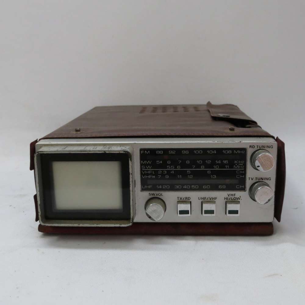 Radio AM/FM com TV marca EMBASSY - Made in JAPAN, não t