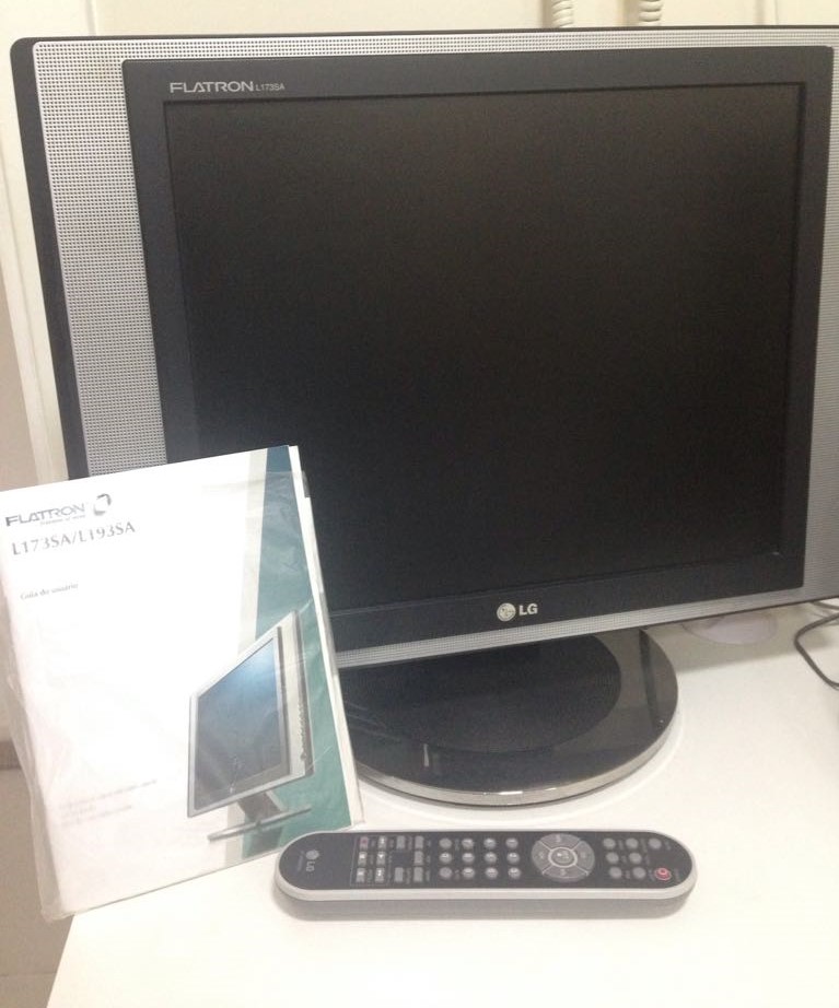 Monitor LG Flatron 19 Polegadas