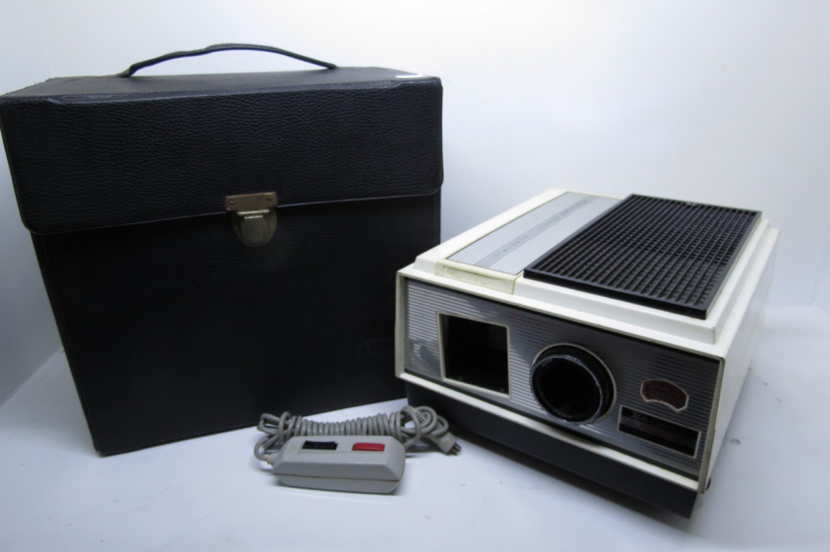 Antigo projetor de slides Paximat 2000 Electric Braun N