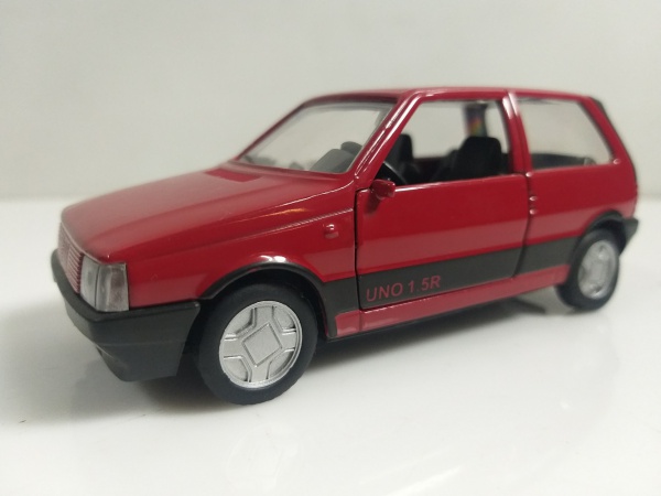 Fiat UNO, escala 143, carros nacionais, conforme fotos