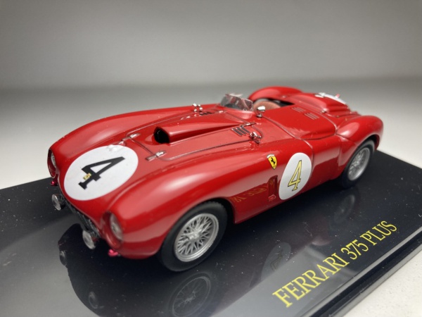 Ferrari F310 1996 Michael Schumacher Escala 1/43 miniat