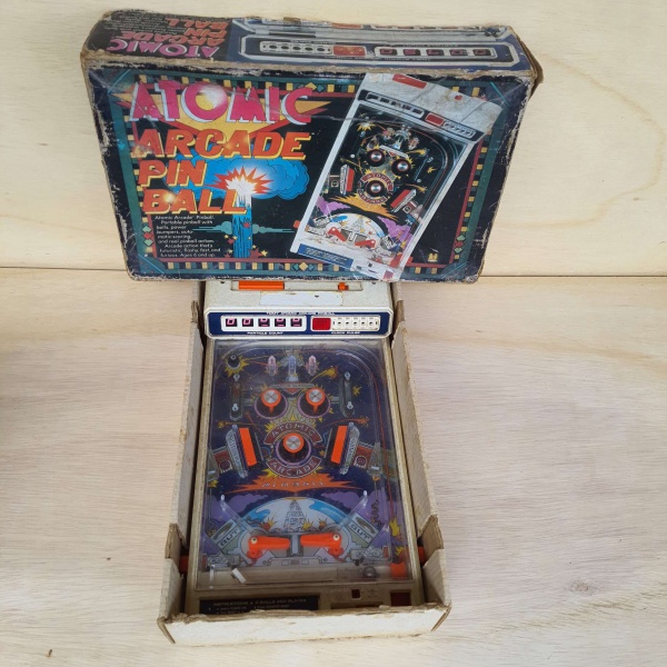 ANTIGO PINBALL ARCADE DA TOMY ATOMIC. CAIXA ORIGINAL. A