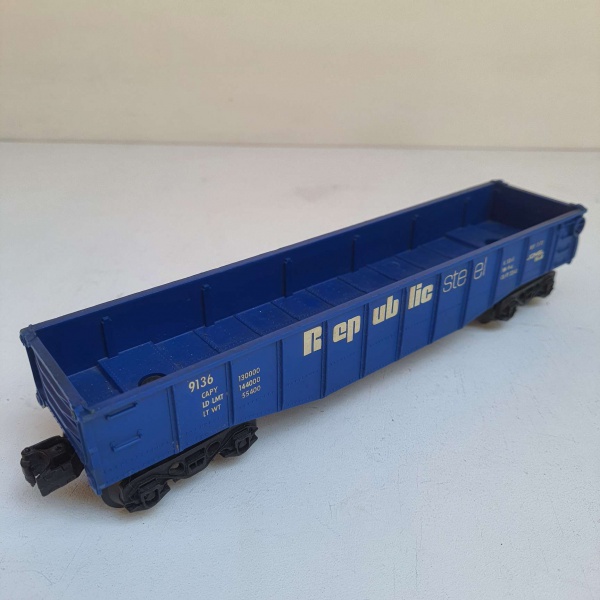 CARRINHO MINIATURA DE FERRO MATCHBOX TRUCK VOLVO ESCALÇ