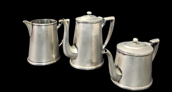 METAL PRATEADO, Grande estojo com 12 taças para sobreme