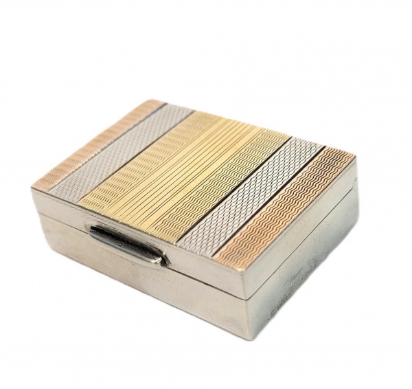 PRATA DF LEI E OURO. PRECIOSA CAIXA PORTA PÍLULAS EM PR