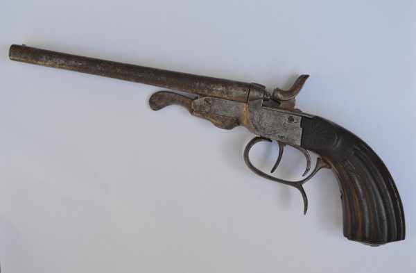 Bela garrucha de dois canos, seculo XX, honesta e origi