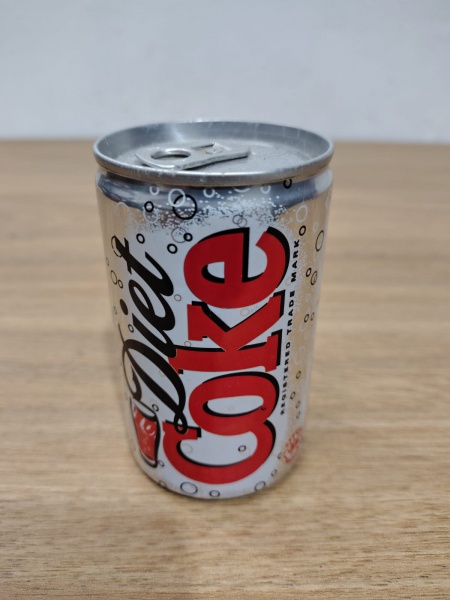 Lata de refrigerante Coca-Cola Light importada - 150 ml