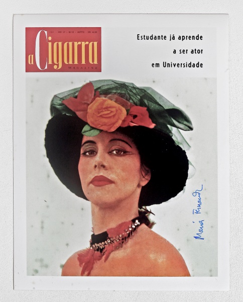 MARIA FERNANDA - Autógrafo da atriz, concedido sobre re