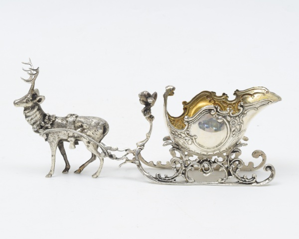 Bombonière em prata de lei brasileira, teor 833 mil, co