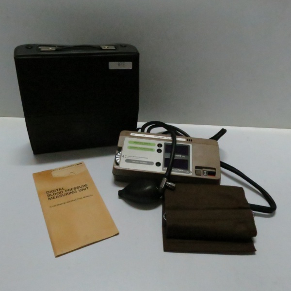 fone de ouvido marca Elega 2 WAY stereoi modelo DR-119C