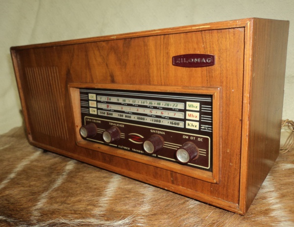 Radio Antigo 1970