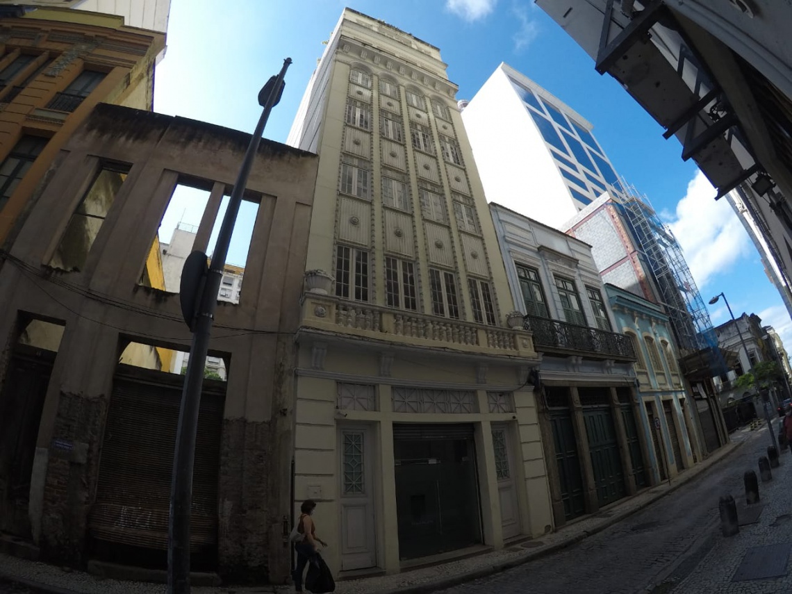 Ernani Leiloeiro Público - Rio de Janeiro - RJ